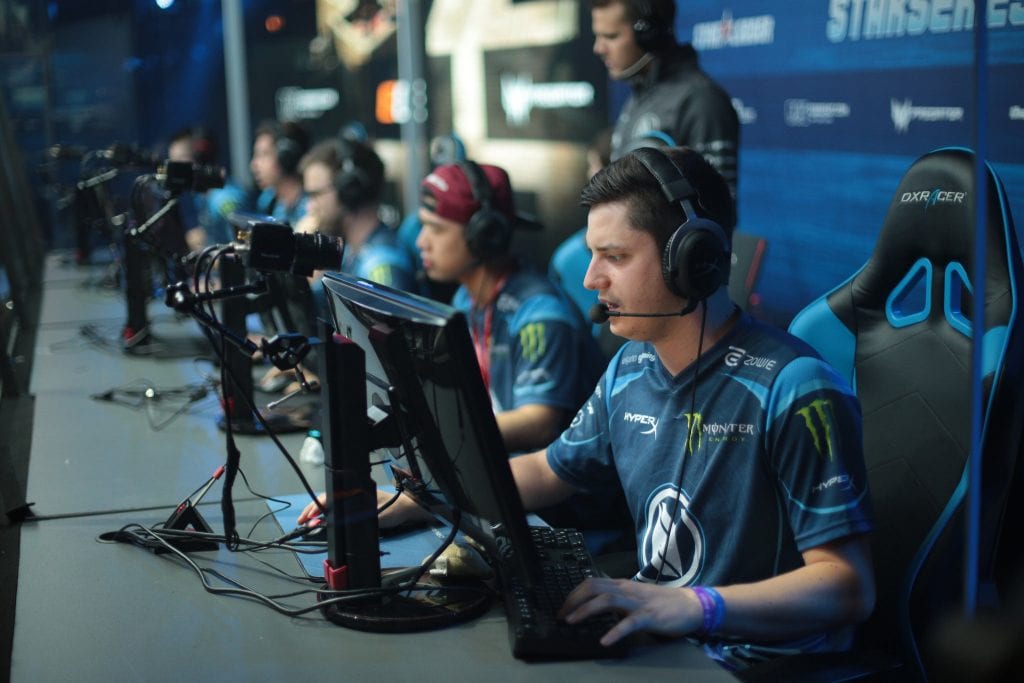 Inilah 10 Manfaat Bermain Game yang Perlu Kamu Ketahui - sukaon.com