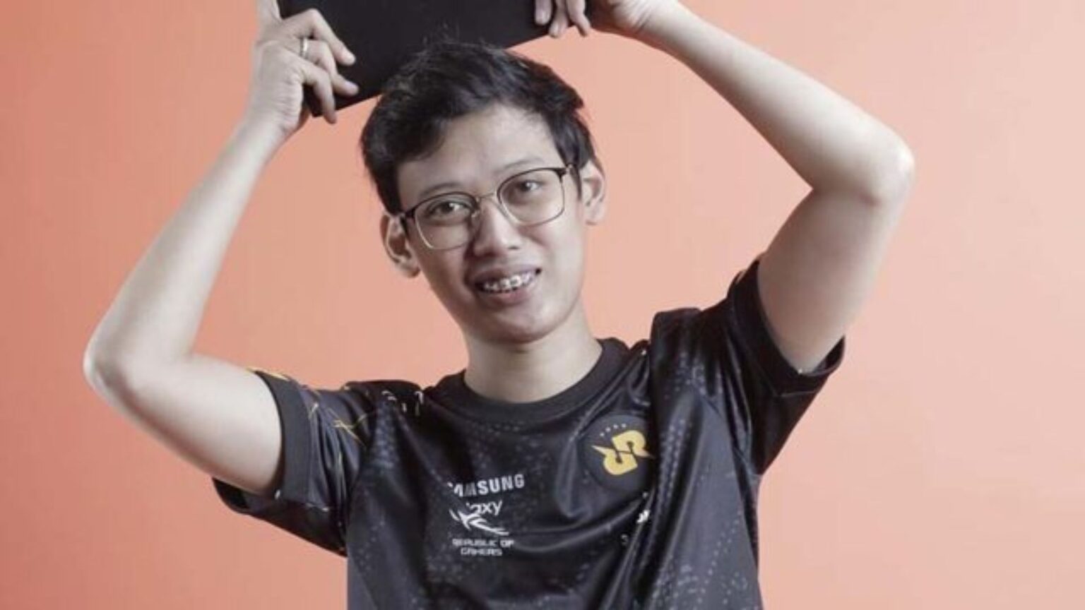 Coach RRQ Yang Baru Saat Ini Dipegang NasiUduk Alias Bangduk